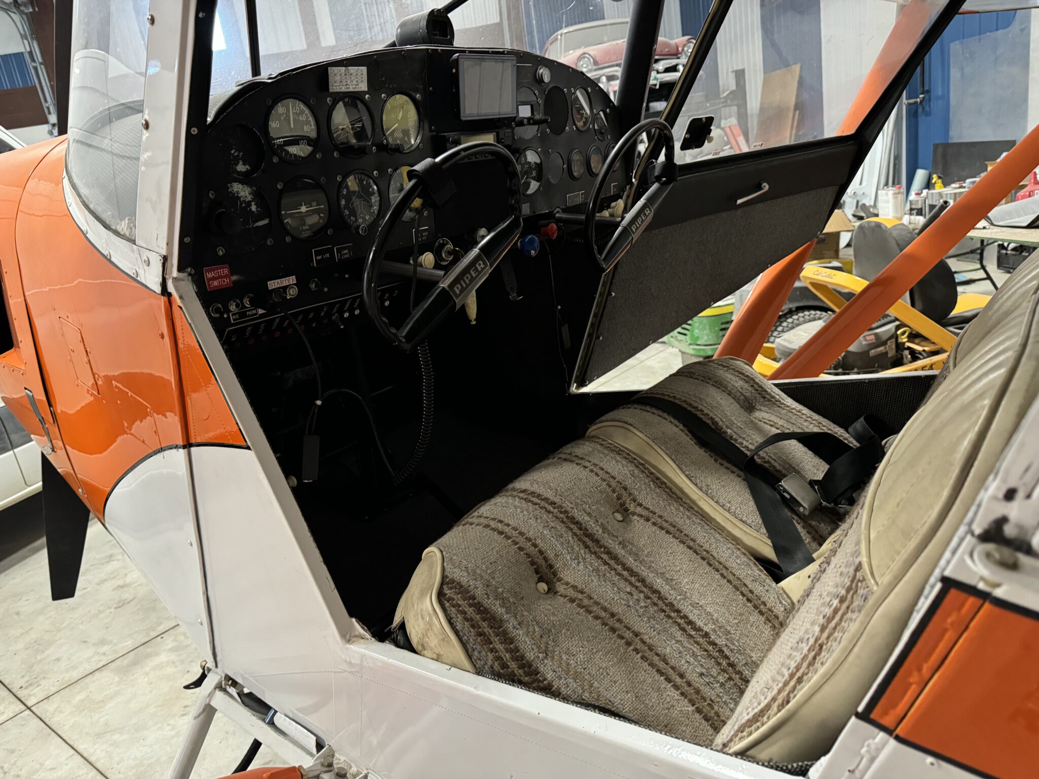 1953 PIPER PA-22-135 160 HP floatplane - Canadian Aircraft Sales