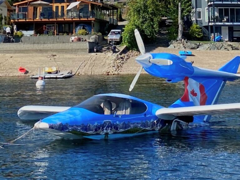 Float + Single - Canadian Aircraft Sales